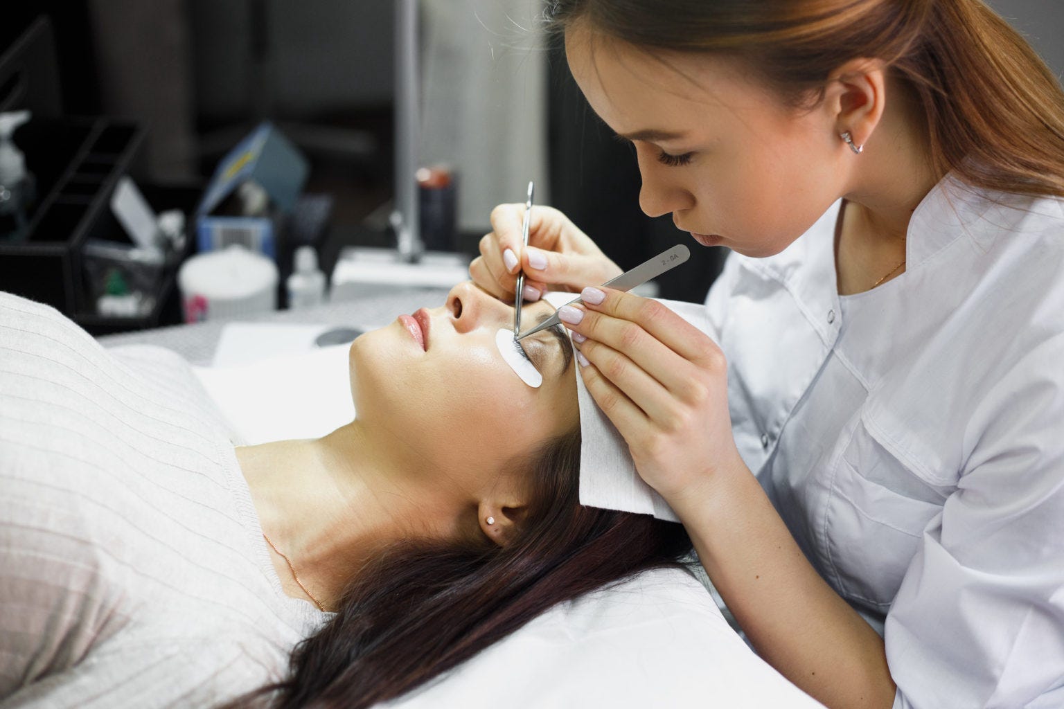 How to Become a Lash Technician: A Career that Helps Others Feel Their ...